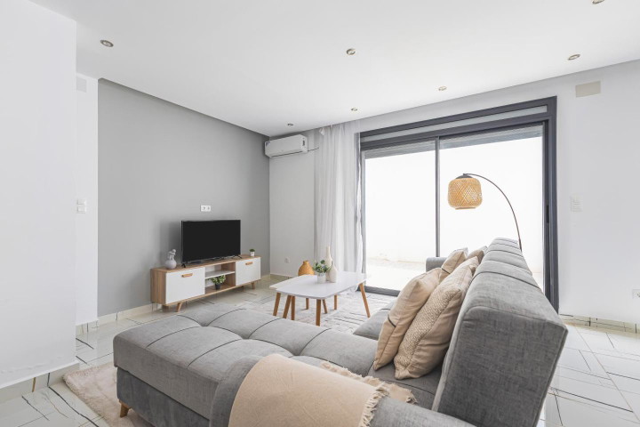 Appartement Coquet De 3 Pièces à Birkhadem - Algiers