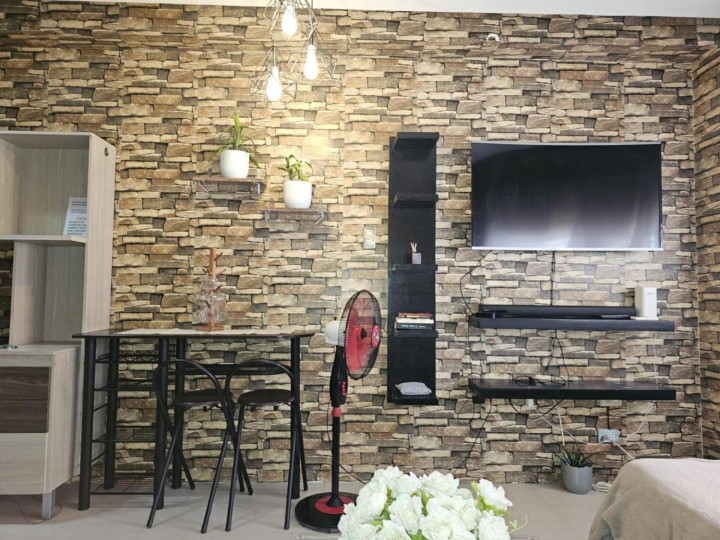 Valley Golf Condominium Staycation - Antipolo