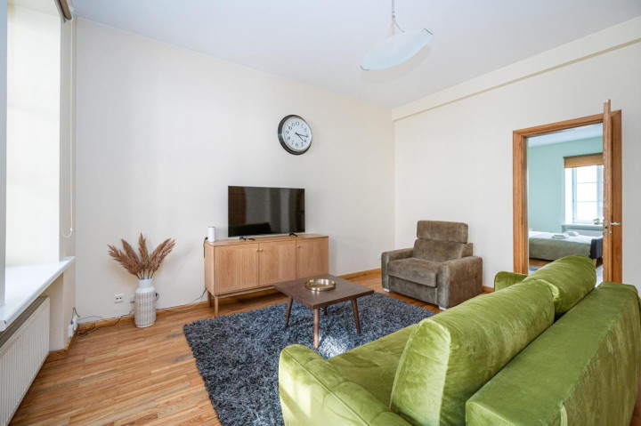 Lovely Old Town 1 Bedroom Apartment With Parking - Vilnius