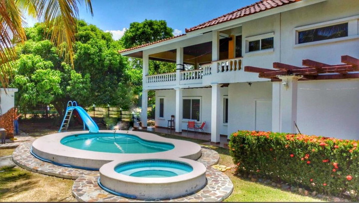 Casa De Campo Con Piscina Y Billar En Punta Chame -5 Habitaciones- - Panama