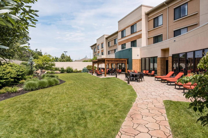 Courtyard By Marriott Lafayette - Lafayette, IN