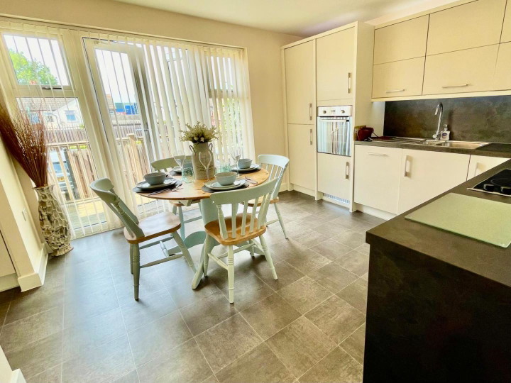 Luxurious Beach House With Spectacular Sea Views - Felixstowe
