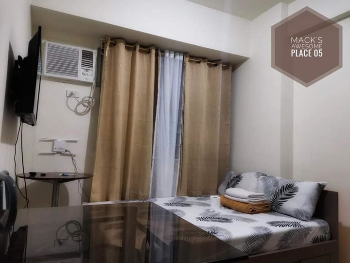 Macks Awesome Place 05 With Netflix And Fastunliwifi - Makati