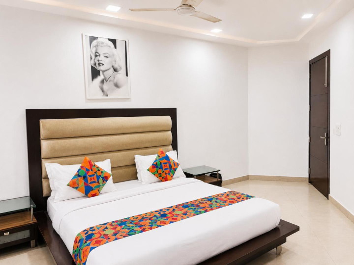 Hotel V South Inn - Govindpuri Metro - Faridabad