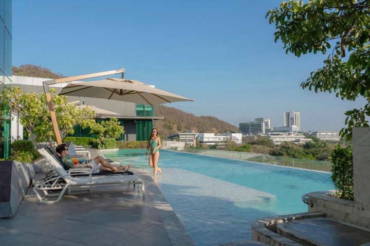 Holiday Inn & Suites Siracha Laemchabang By Ihg - Rayong