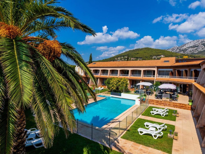 Noemys Toulon La Valette - Hotel Restaurant Avec Piscine - Carqueiranne
