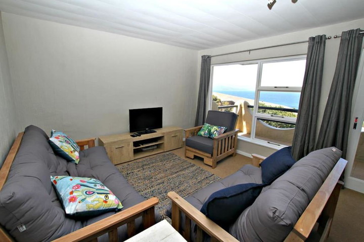 Central Apartment With Great Views, Secure Parking - South Africa