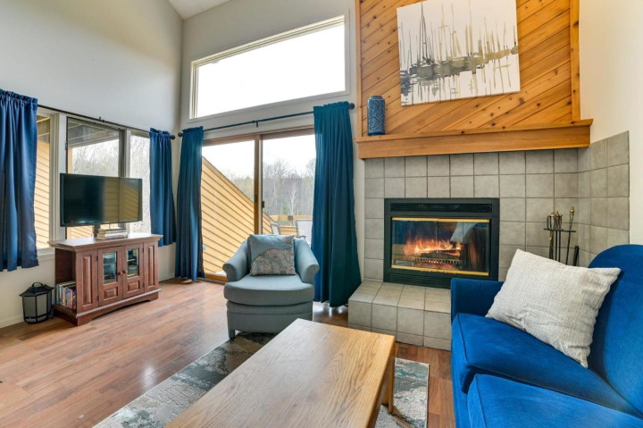 Trout Creek Resort Condo - 1 Mi To Nubs Nob! - Petoskey, MI