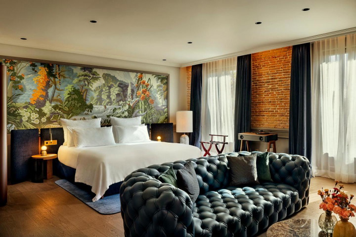 Casa Faraona Luxury Residences - Coslada