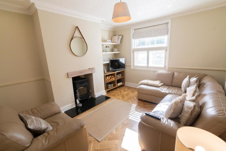 Mulberry Cottage - Cosy 3 Bed Cottage Near Lytham Windmill - Lytham St Annes