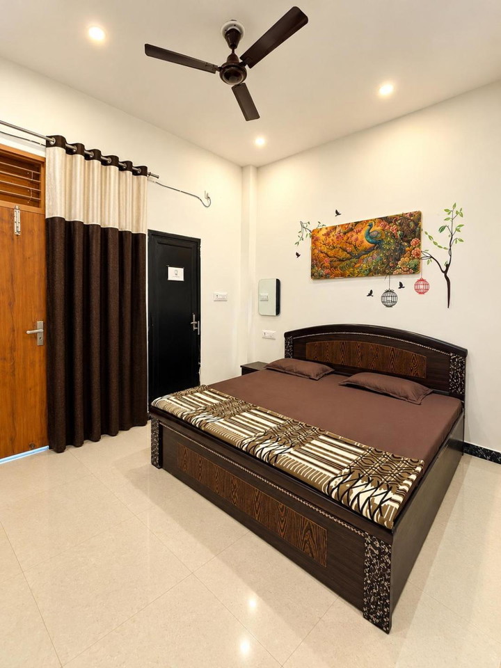Rukmani Villas - Mathura
