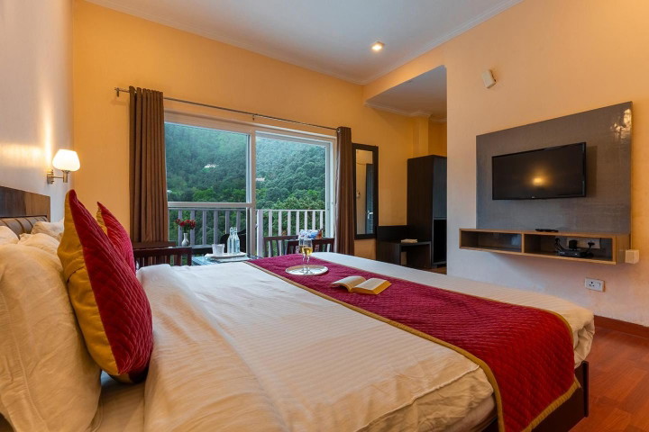 Hotel Vista Bhowali, Nainital - Vegetarian - Nainital
