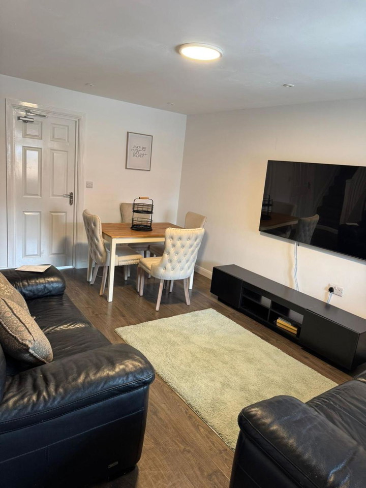 6 Coleridge Crescent - Dunstable