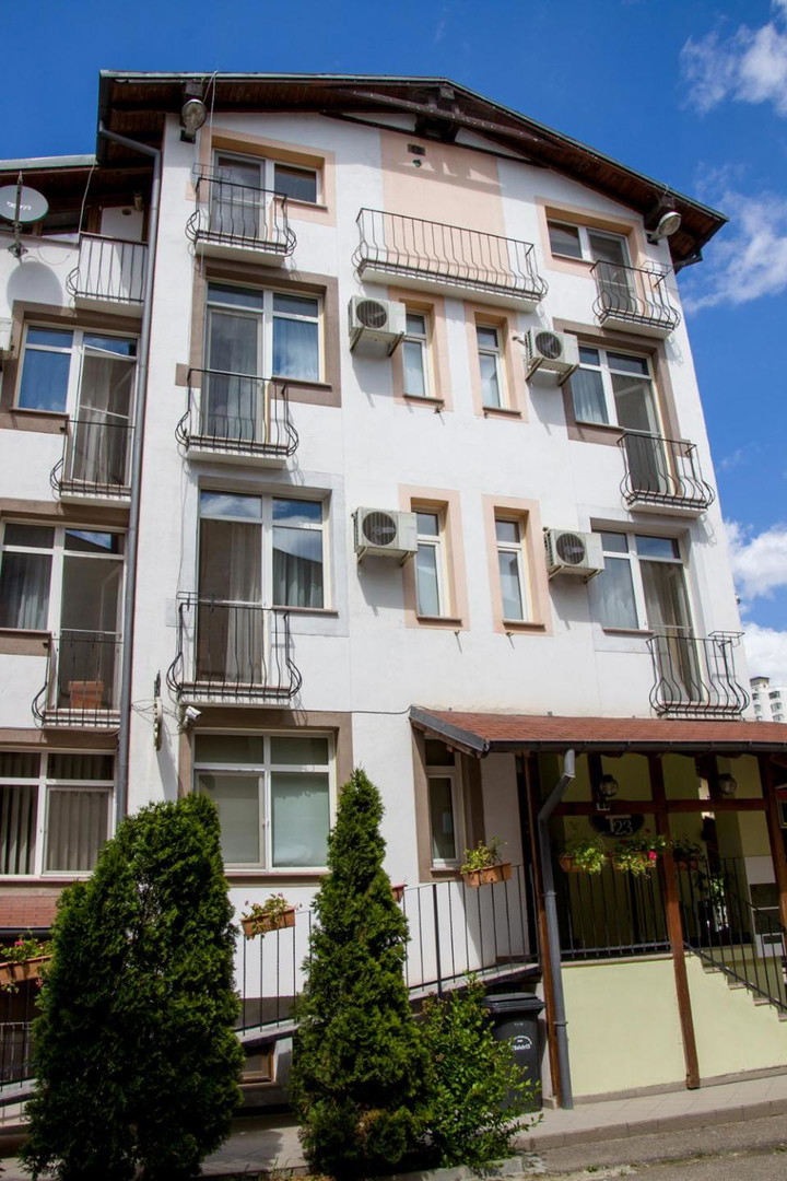 Hotel T23 - Iași County