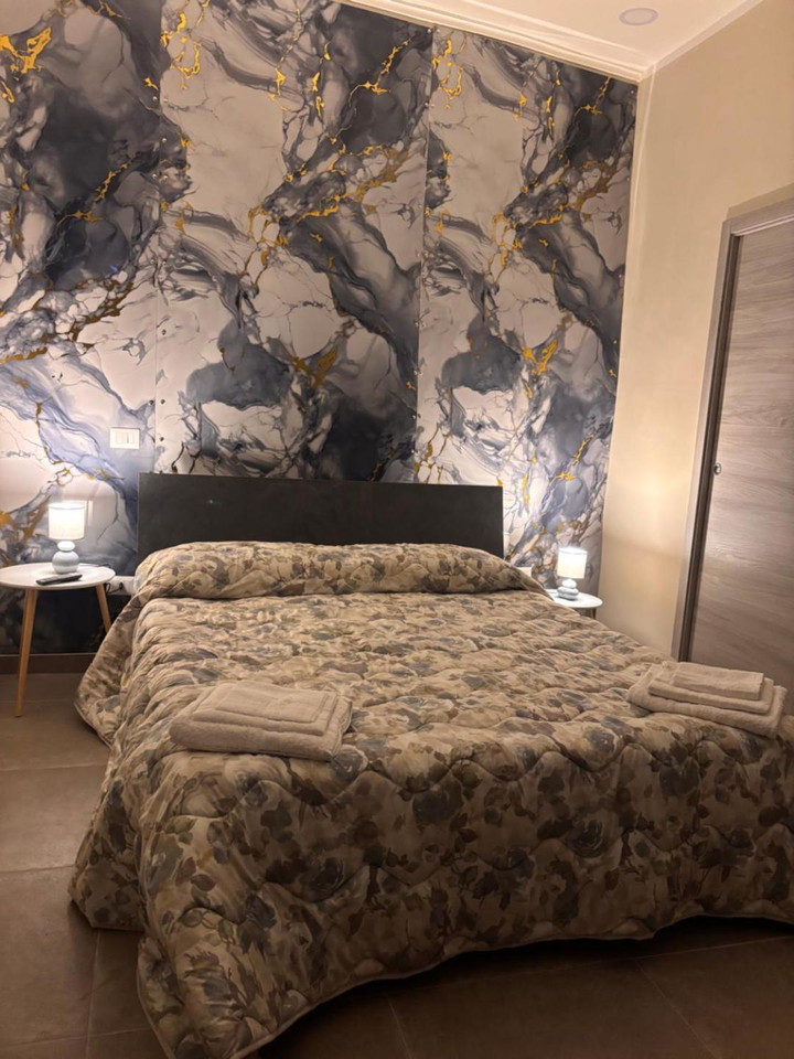 Room Vittoria - Naples