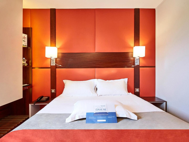 Hôtel Kyriad Nantes Sud Bouaye Aéroport - Restaurant Les Champs D'avaux - France
