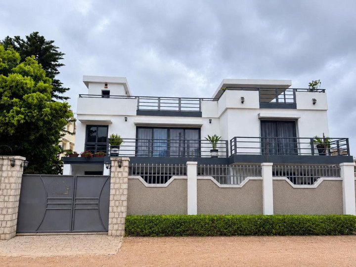 Ampifitia Guest House - Antananarivo