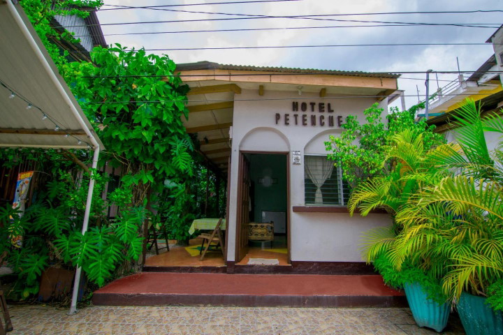 Hotel Petenchel - Guatemala