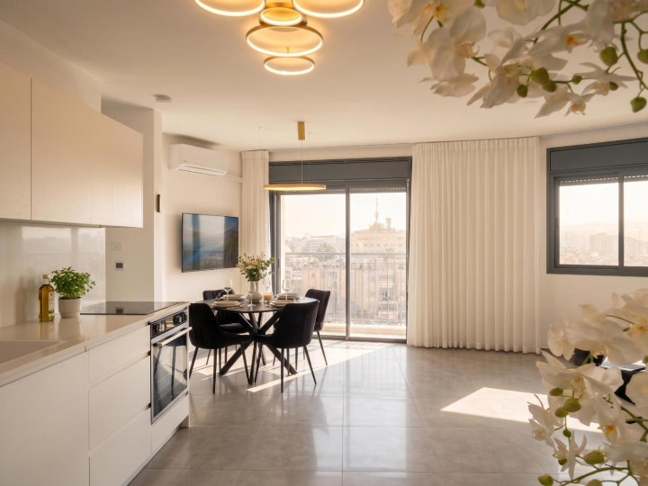 2br In Mahane Yehuda With Private Mamad - Jerusalem