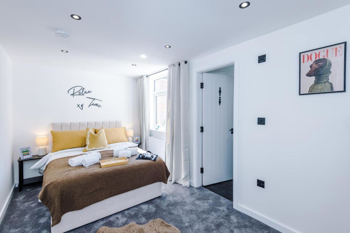 Pool Table, 4br, 4bath, Free Parking - Manchester