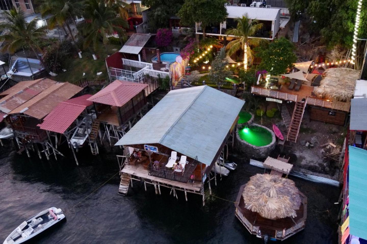 Captain Morgan Hostel Lake Coatepeque - El Salvador
