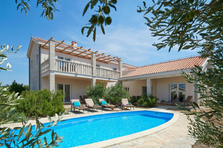 Hvaretta Villas With Private Pools - Stari Grad