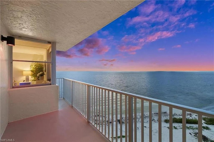 Private Balcony, Ocean View, Steps To The Beach - Sunsets & Sanddollars - Roelens - Bonita Springs, FL