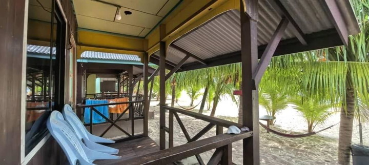 Rainbow Tioman Cottage - Tioman Island