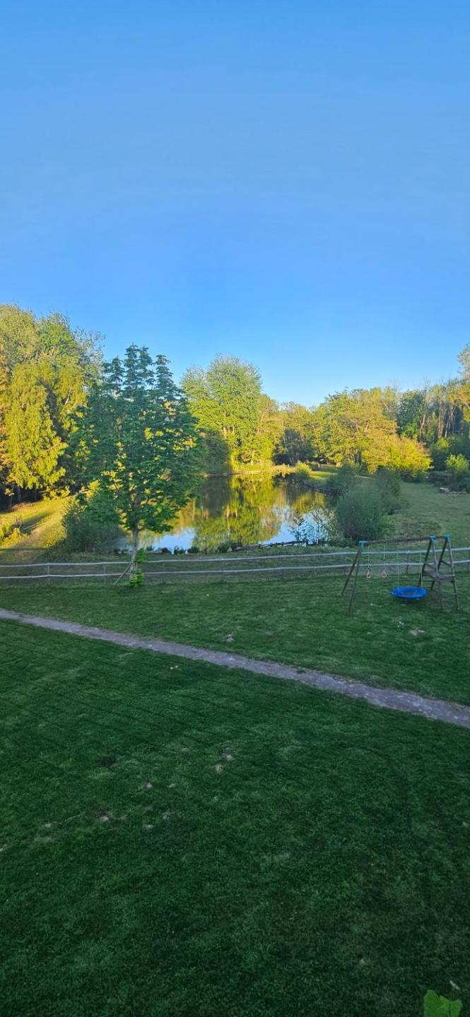 Maison 12 Personnes Terrain Et Etang Privée - Saint-Quentin