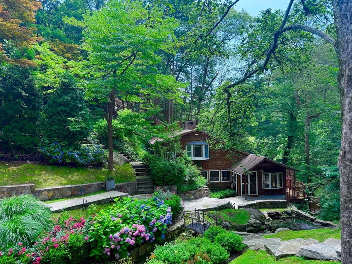 Cozy Riverfront Cottage - Pool, Hot Tub, 35 Min Nyc - Greenwich