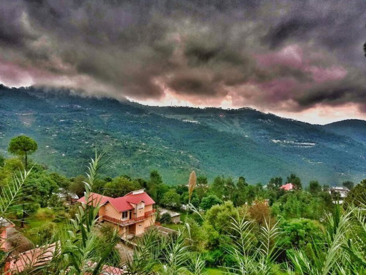 Roof Top Resort - Pakistan