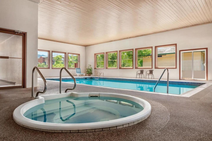 Quality Inn & Suites Vernon - British Columbia