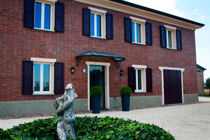 Alla Corte Del Picchio Room & Breakfast - Imola