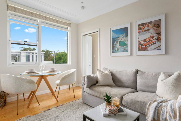 The Little Lawrence - Sunny Village Nook By The Sea - Narrabeen