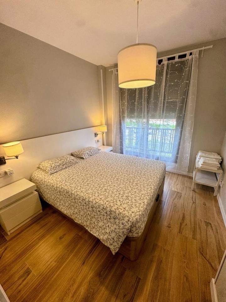 Airport Madrid Plenilunio Suites Blue - Torrejón de Ardoz