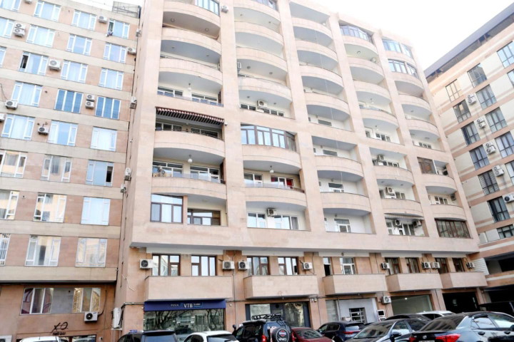 Armenak Apartment In Aram Str - Yerevan
