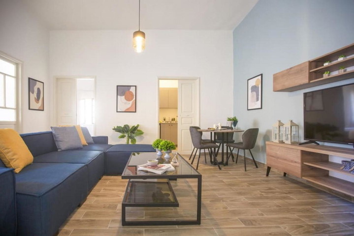 Myriam's 2-br Apartment In Mar Mikhael - Beirut