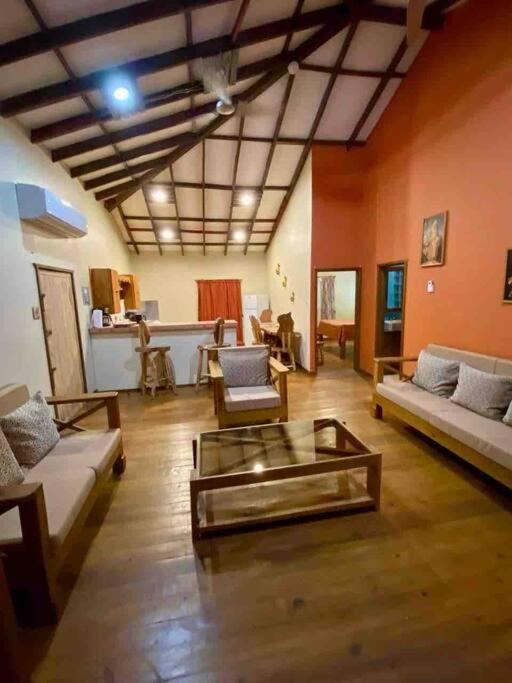 Casa Café Roatan, Honduras - Honduras
