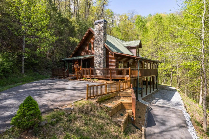 Lakeview Lodge-5 Beds & 4 Baths - Hot Tub - Lake - Dahlonega, GA