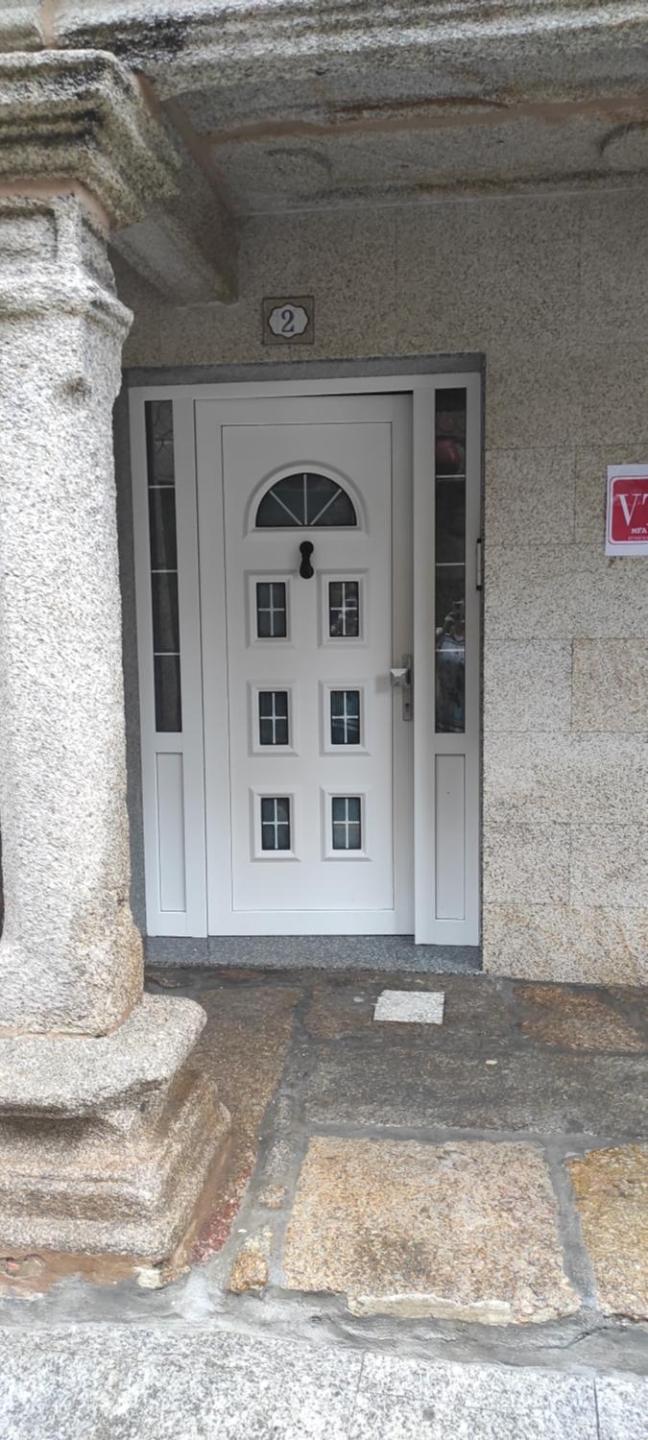 Las 4 Columnas (Mfa) - Galicia