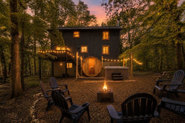 Nature Spa House 5br Hot Tub Sauna Plunge - Holiday Home - East Stroudsburg, PA