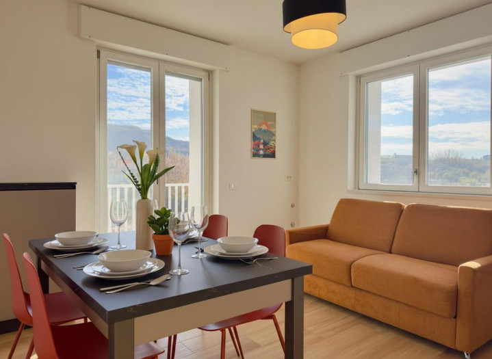 Residence Casa Palmira - Modern Apartments Near Neɡrar Hospital - Valpolicella - Bosco Chiesanuova