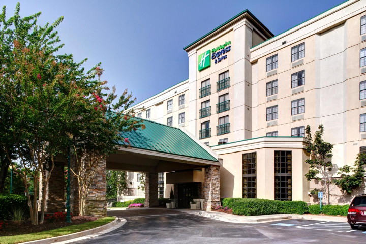 Holiday Inn Express Hotel & Suites Atlanta Buckhead By Ihg - Decatur, GA