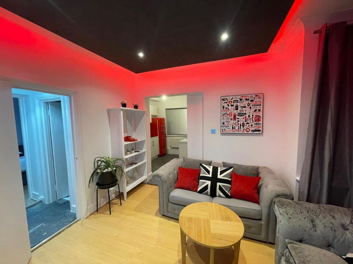 Stylish 1 Bedroom Flat Brixton - Liverpool Street Station London