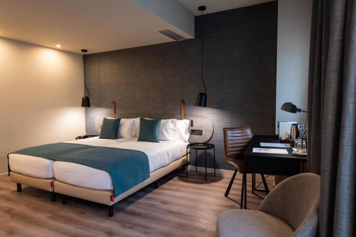 Atenea Rekord Suites Barcelona - Barcelona