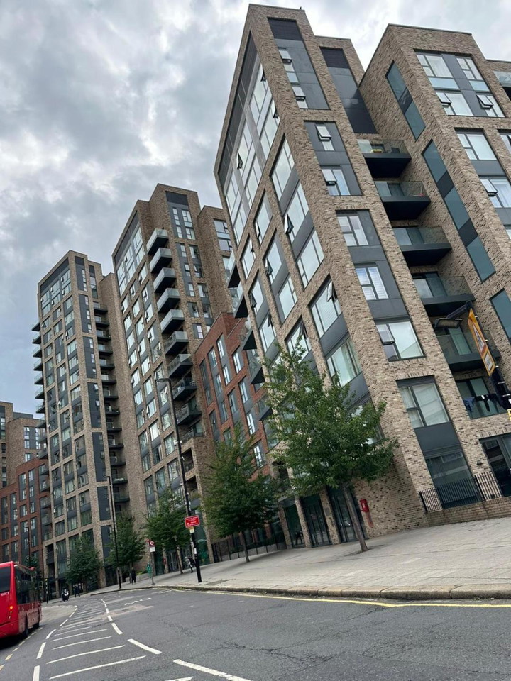 Santina Apartments - 克羅伊登