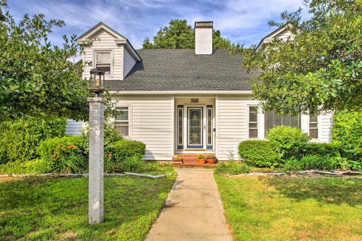 Walk To Beach: Maine Home W/ Hot Tub & Deck! - Old Orchard Beach