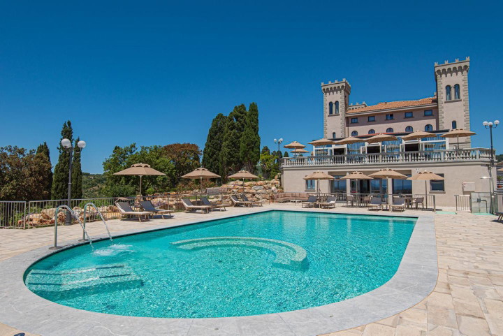 Castello Bonaria Wine & Spa Resort - Campiglia Marittima