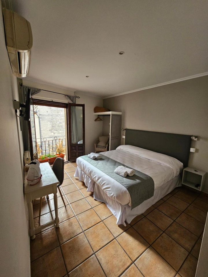 Hostal La Campana - Toledo