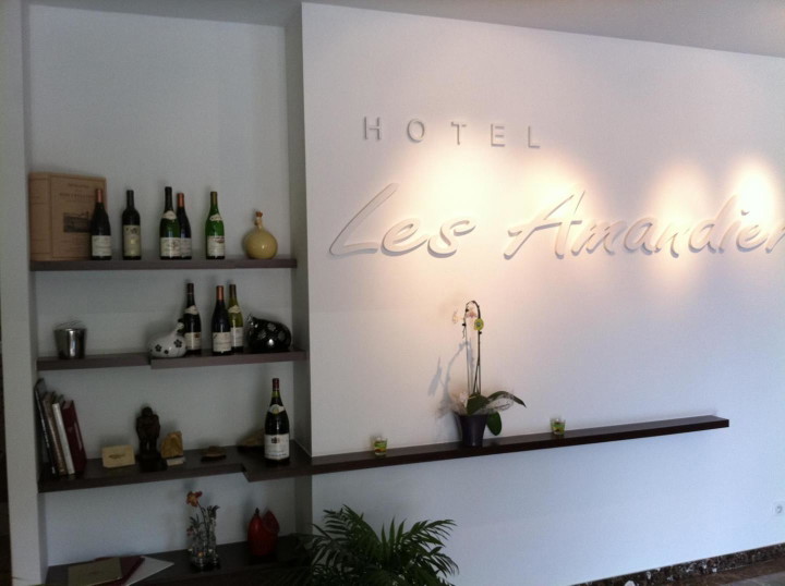 Hotel Les Amandiers - Rhone-Alpes